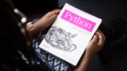 gTTSを使おうとしたら No module named ‘six’が出たので直したお話 - トランの記録